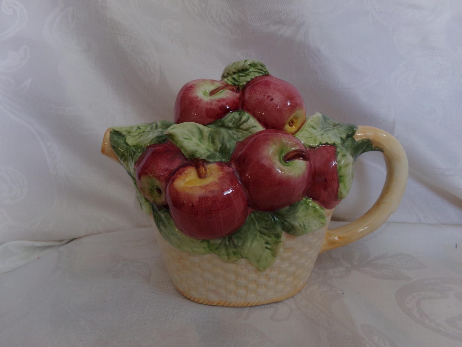 Retro Vintage Tea Pot / Apple and Basket Tea Pot / Rare Porcelain Apple ...