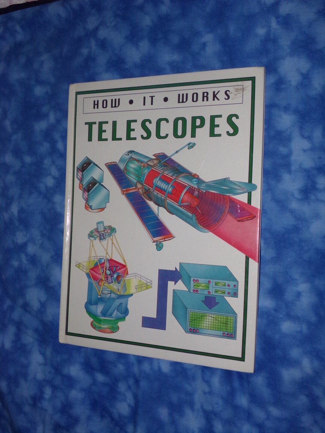 Vintage Telescope Book / How It Works Telescopes / Lionel Bender Books ...
