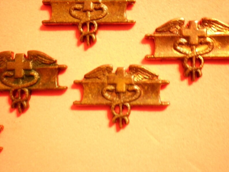 6 Vintage Brass U.S. Army Expert Medical Badges - Etsy