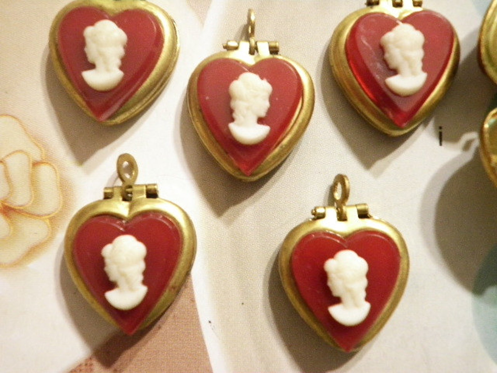 6 Brass Heart Lockets With Red Cameo - Etsy