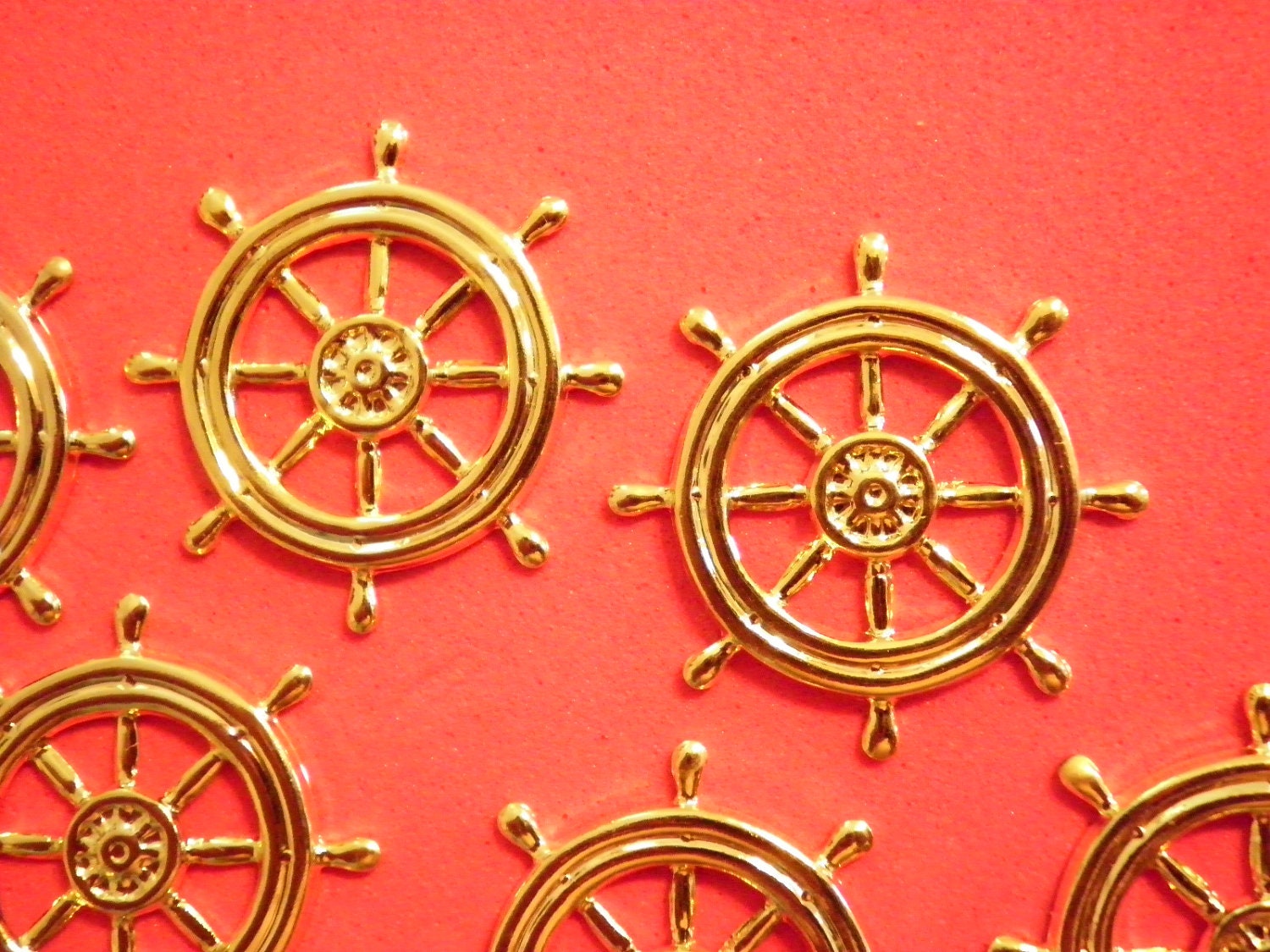 6 Vintage Goldplated 25mm Ships Wheels - Etsy