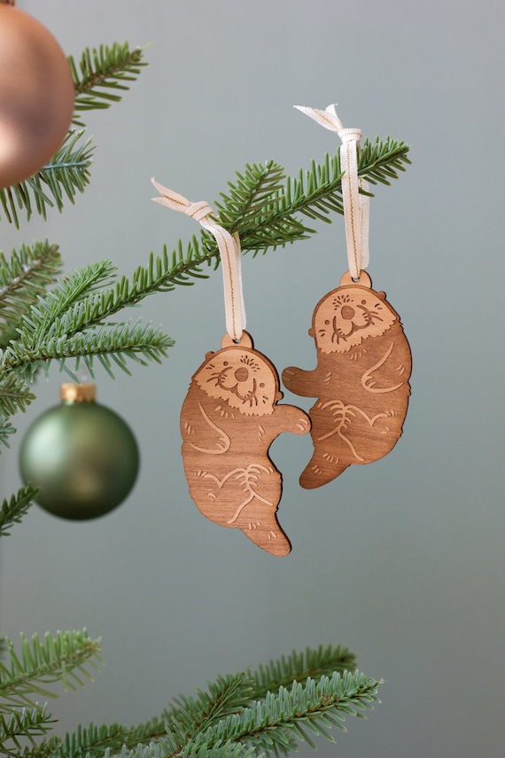 Otters Pair Ornament Comes with 2 Valentine s Day Gift Sea Otters Ornament Otter Gift Love Ornament Wood Ornament Couple Ornament