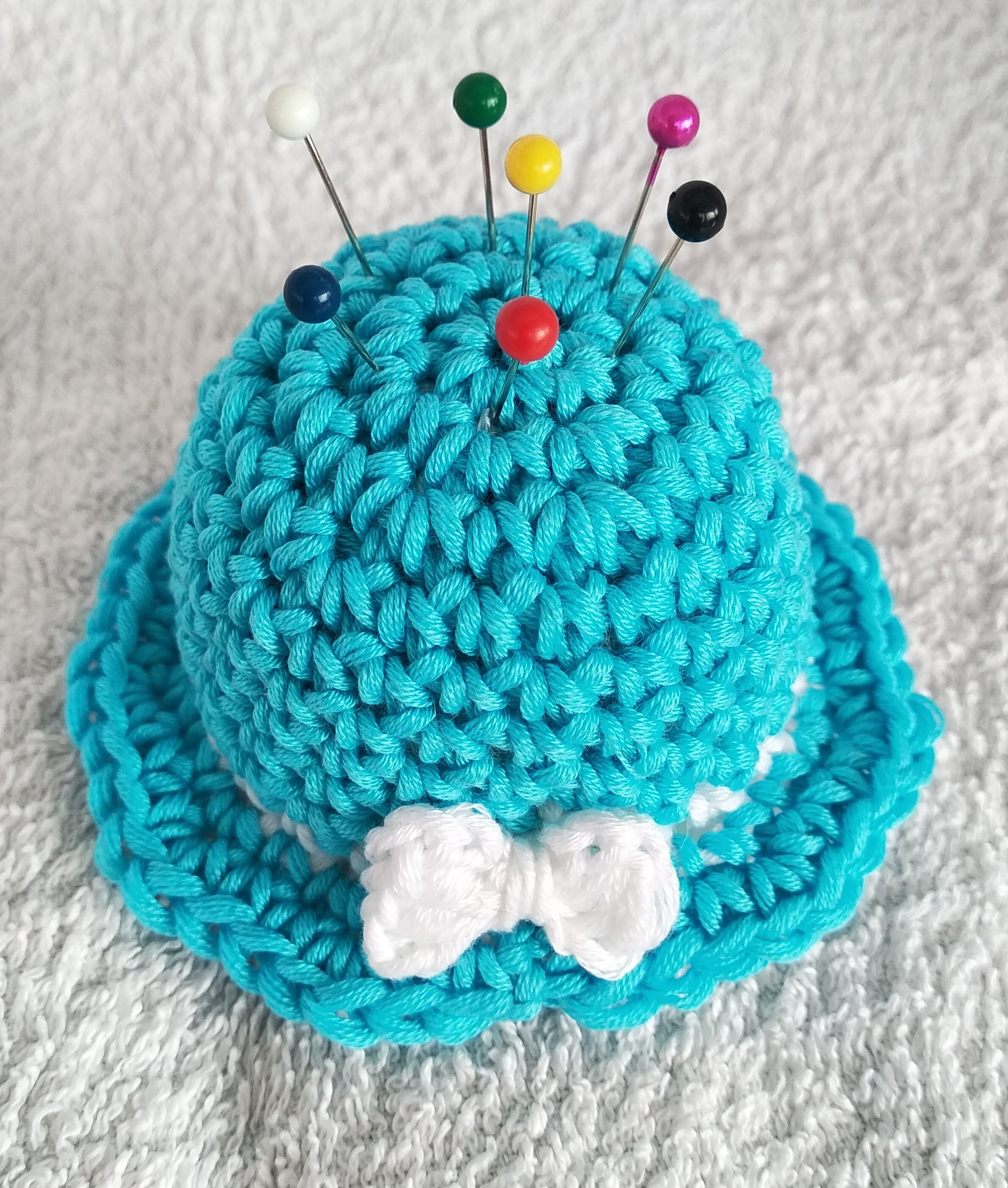 Mini Hat Crochet Pattern. for Pets, Dolls, Pin Cushion, Party Favors ...