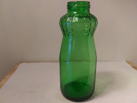 GREEN JUICE CONTAINER Water Bottle in Excellent Condition - Etsy