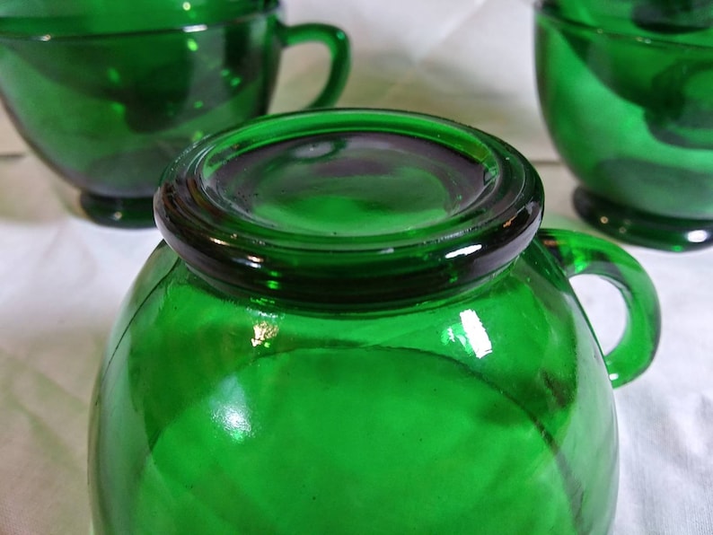 ANCHOR HOCKING EMERALD Green Punch or Nog Glass 1 Beautiful - Etsy