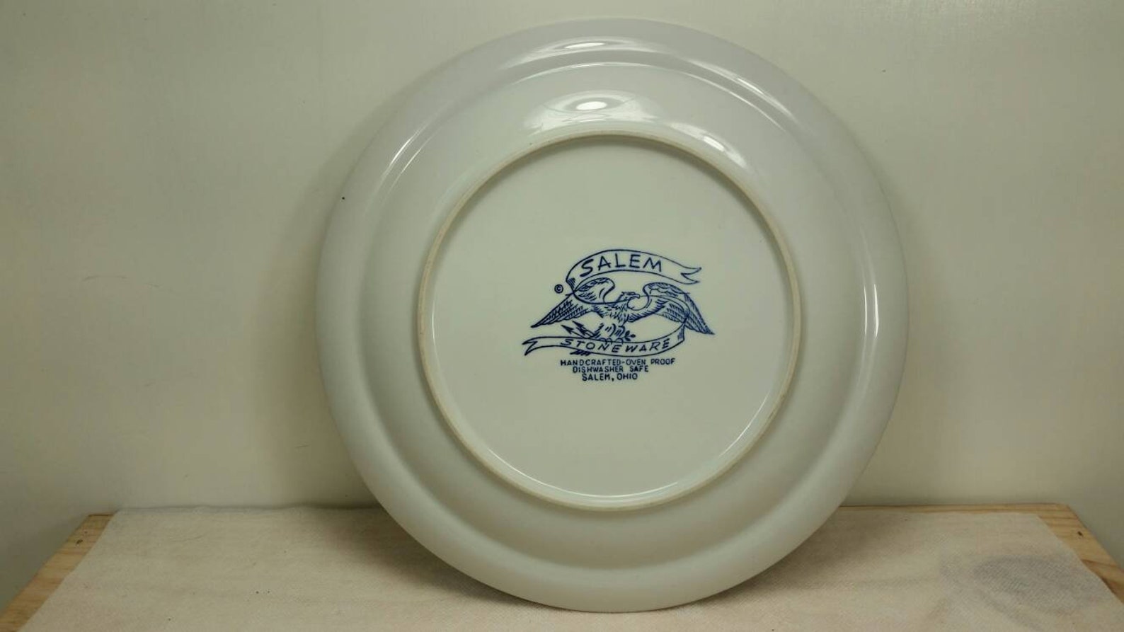 SALEM POTTERY Eagle and Shield Dinner Plate Classic Colonial - Etsy