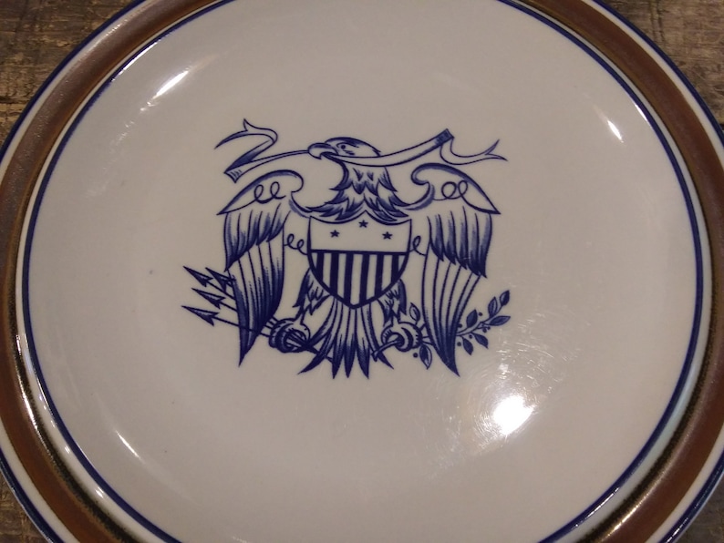 SALEM POTTERY Eagle and Shield Dinner Plate Classic Colonial - Etsy