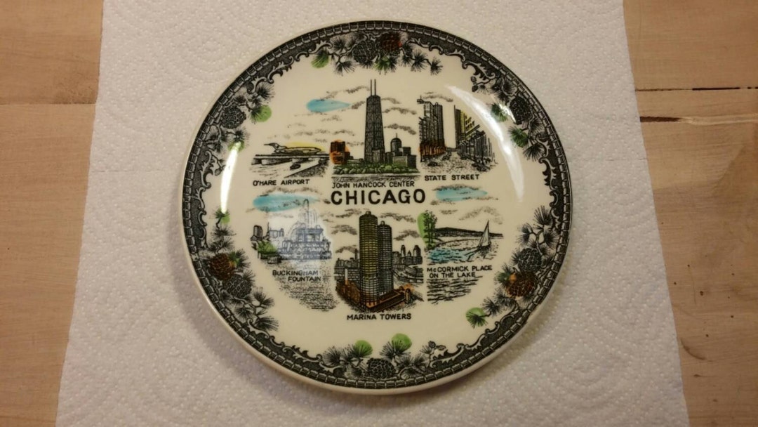 CHICAGO SOUVENIR PLATE 1950s Sears Tower Sailboat O'hare Airport Great ...