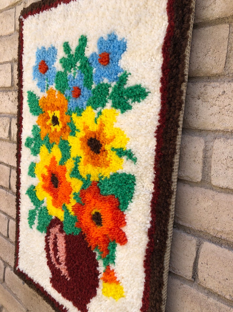 Vintage Latch Hook Wall Hanging Large Flower Power Hippie Rainbow ...