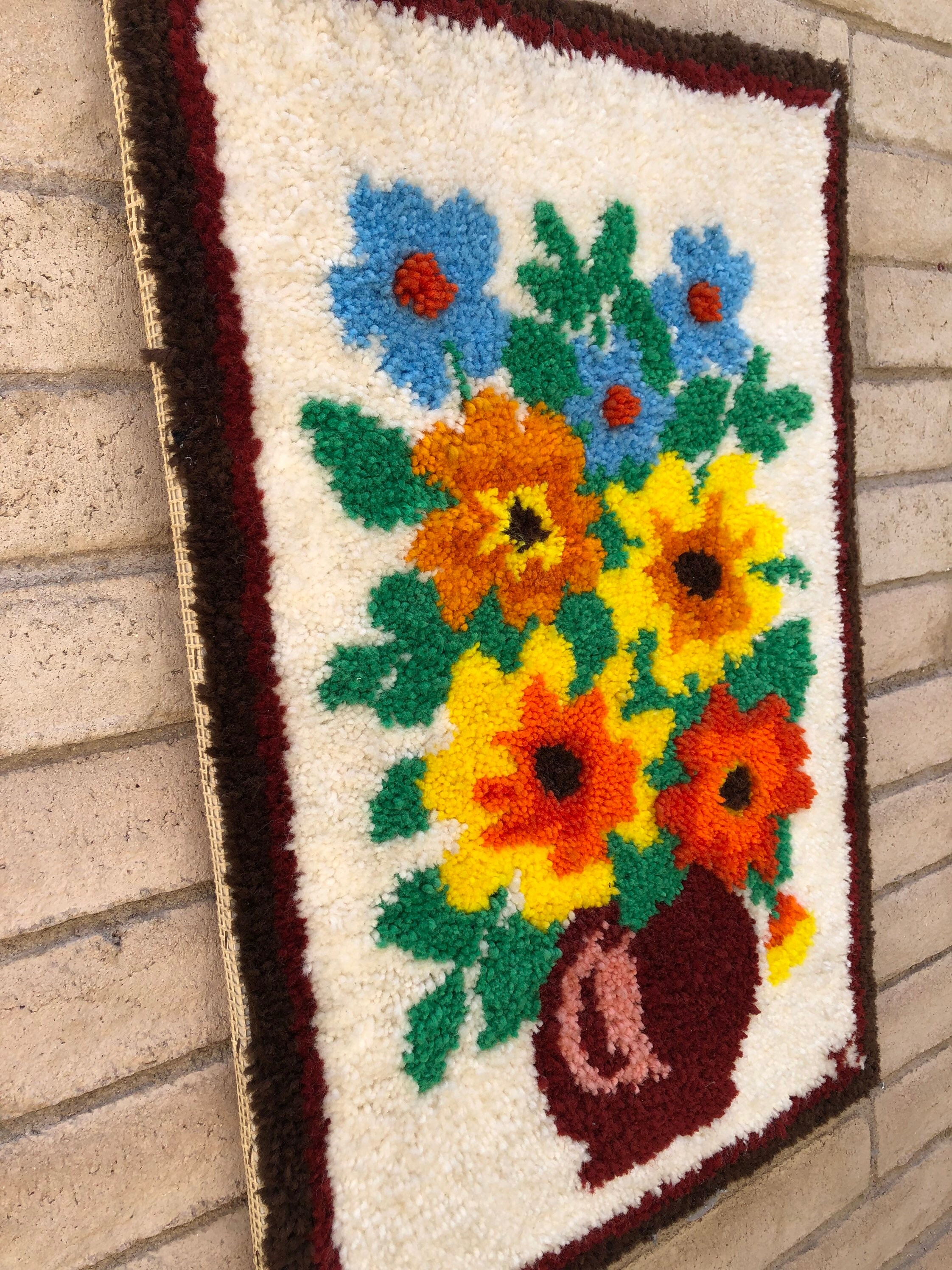 Vintage Latch Hook Wall Hanging Large Flower Power Hippie Rainbow ...