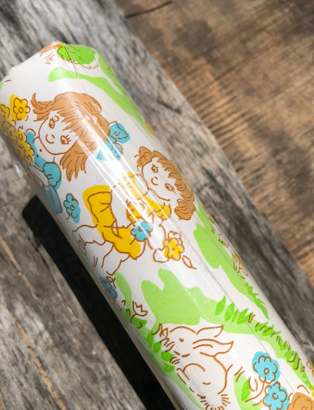 Vintage Contact Paper 70s Joan Walsh Anglund STYLE Nursery Wallpaper ...