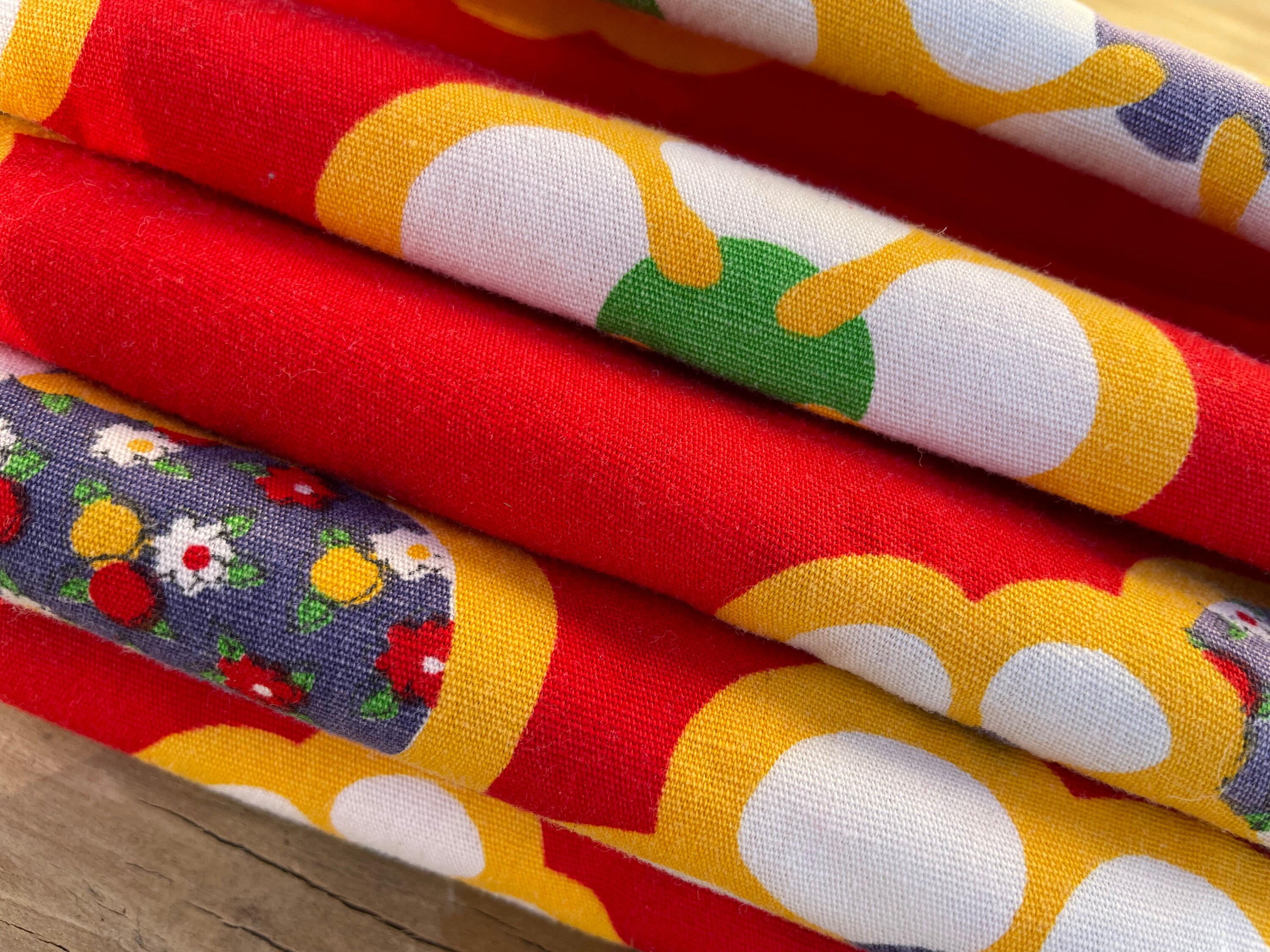 Vintage Flower Power Patchwork Fabric Mod Floral Tablecloth 70s Hippie ...