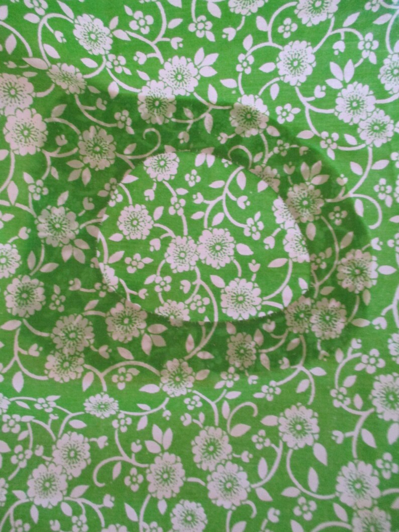 Vintage Green calico sheet fabric floral fabric craft supply | Etsy
