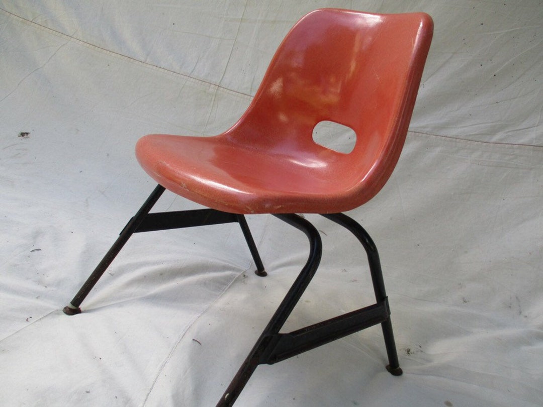 Vintage Shell Chair Eames STYLE Children's Fiberglass Desk Chair Mid ...