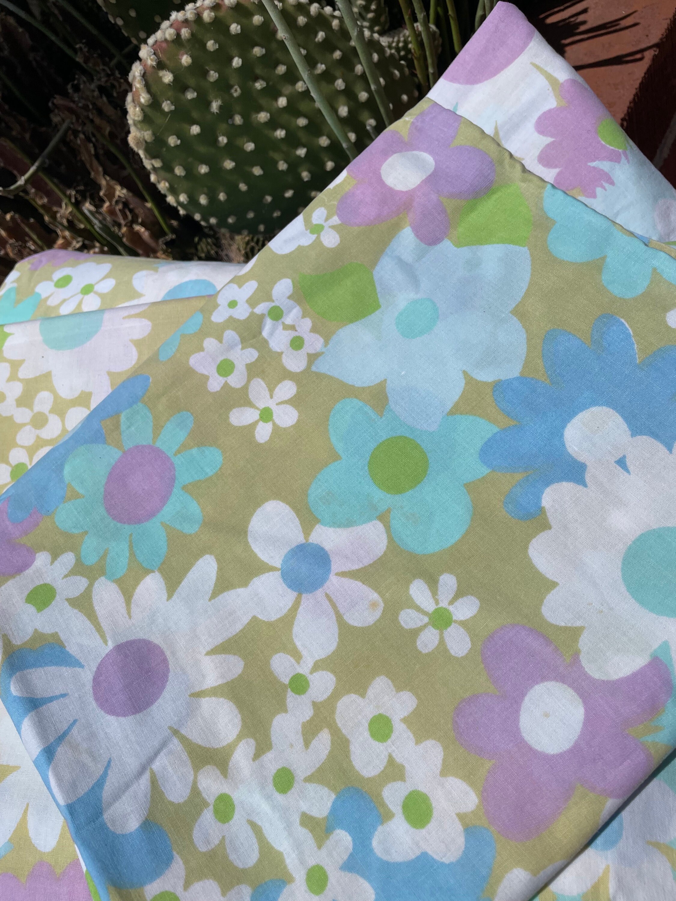 Vintage Flower Power Sheet Sets Mod Floral Hippie Twins Room Bedding 2 ...