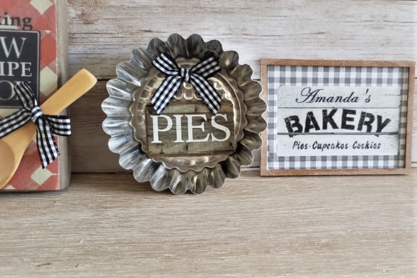 Personalized Pie Baking Signs Set of 5 Tiered Tray - Etsy