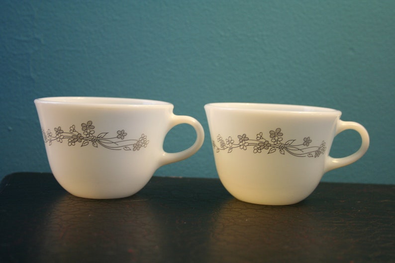 Vintage Pyrex Cups (2) - Pair of Mugs - Housewares - Housewarming Gift ...