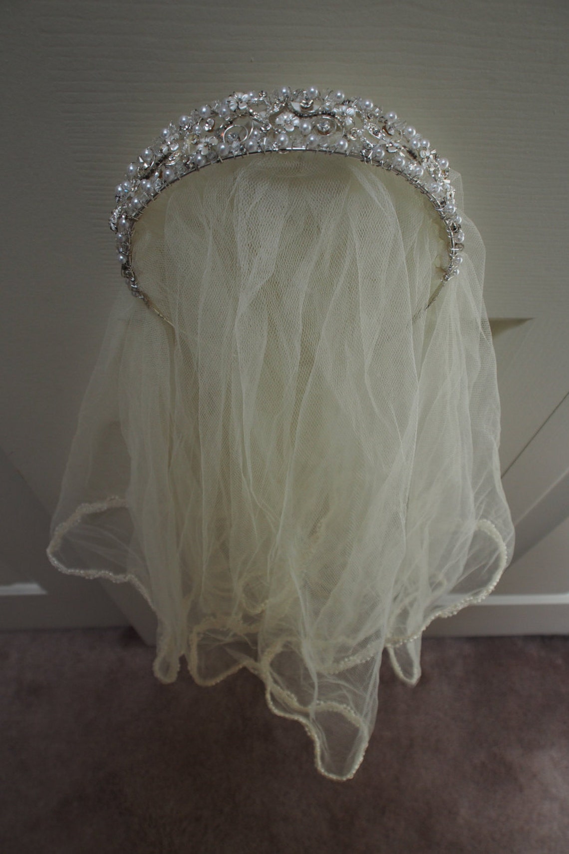 Vintage Wedding Dress and Veil - Elegant Cream Wedding Gown With Petite ...
