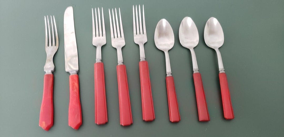 Vintage Red Bakelite Flatware 8pc - Etsy