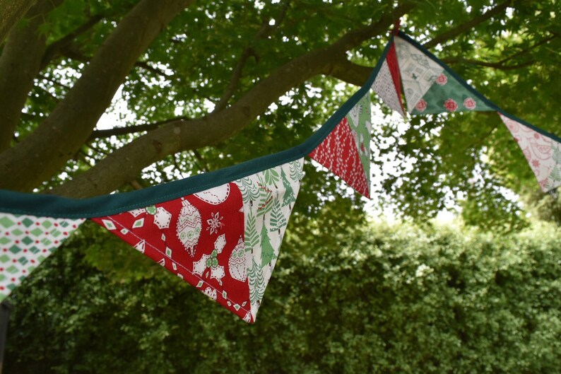 Patchwork Bunting String PDF Pattern: 'merry' Christmas Decoration ...