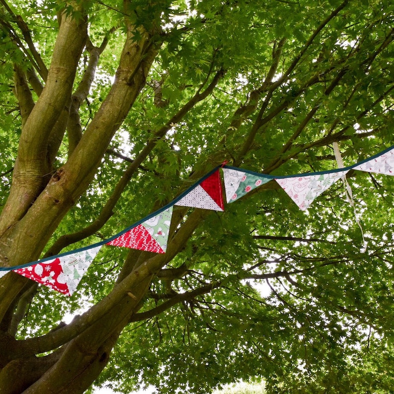Patchwork Bunting String PDF Pattern: 'merry' Christmas Decoration ...