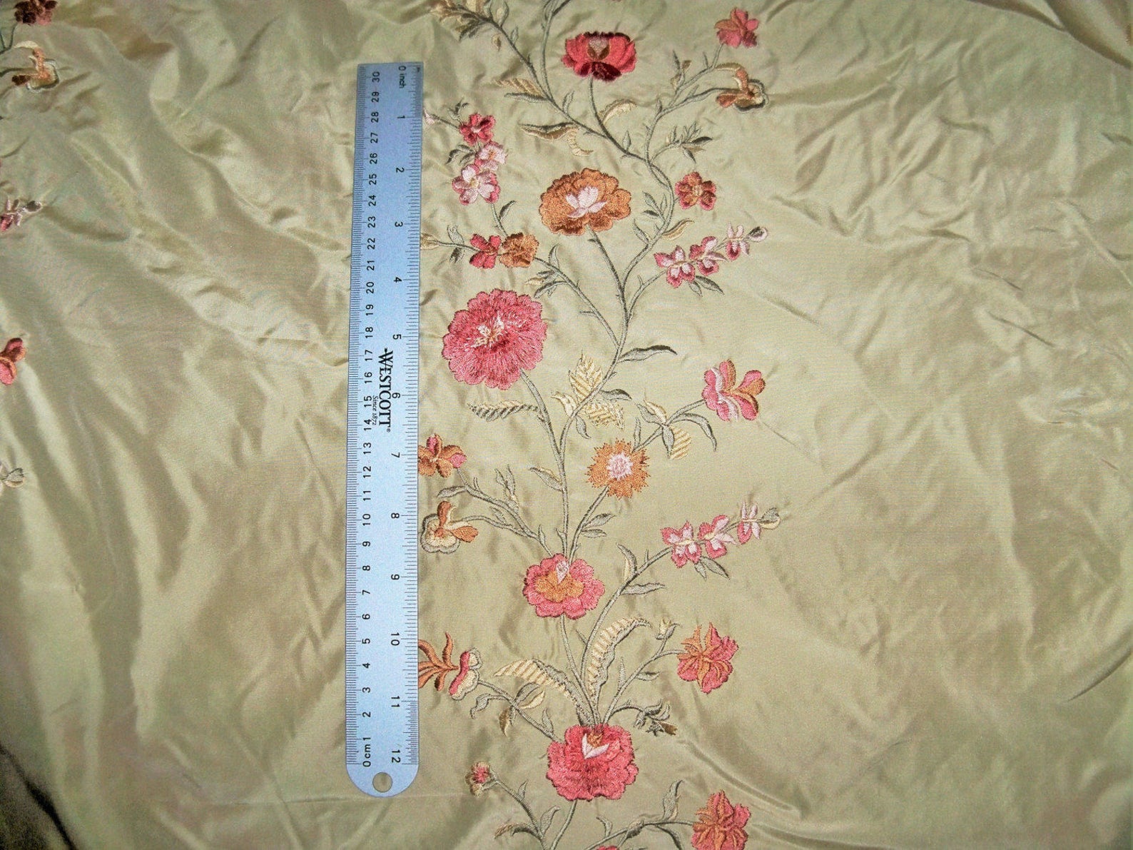 BEACON HILL RIMINI Embroidered Shabby Floral Silk Taffeta Fabric 10 ...