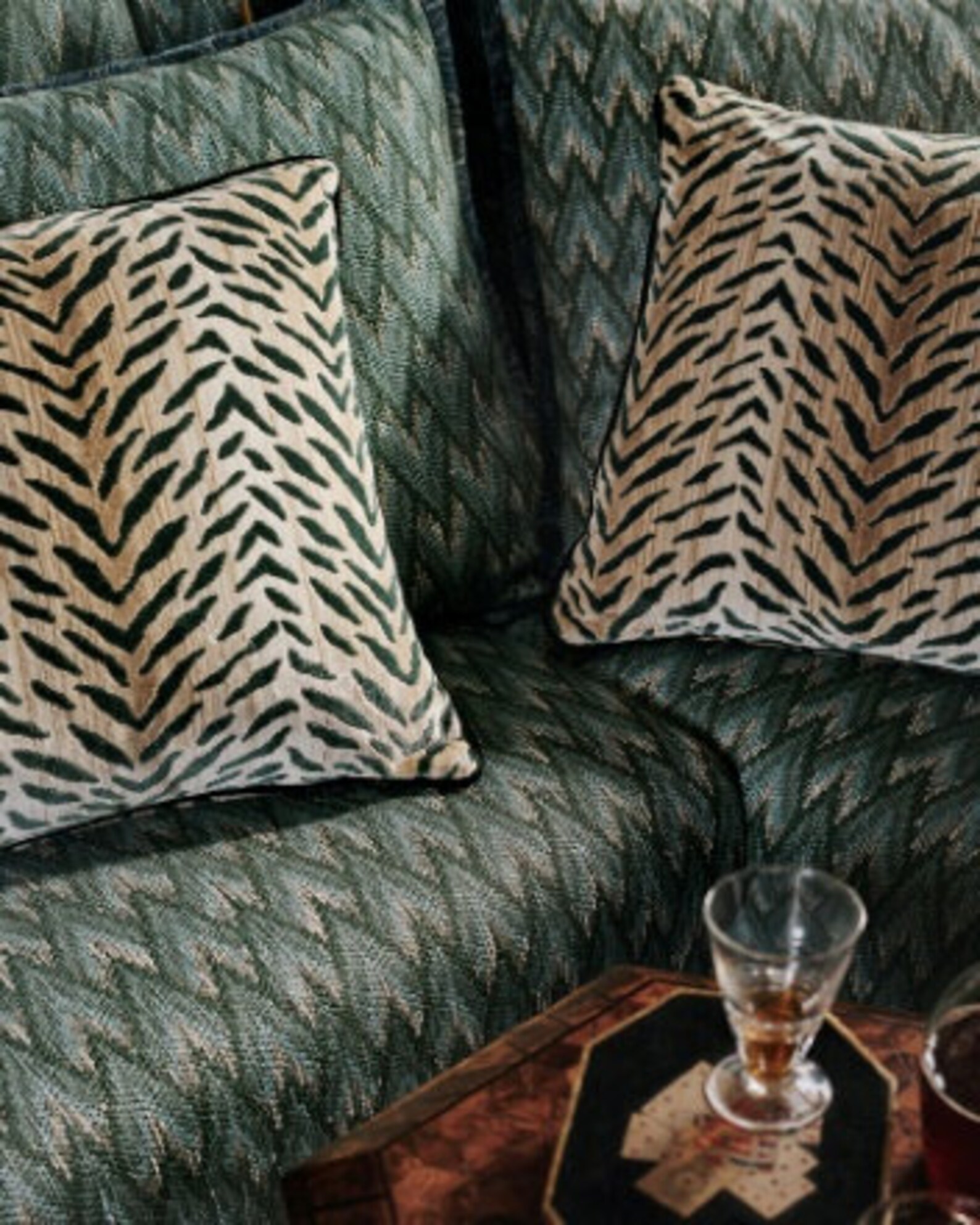 COLEFAX & FOWLER Zig Zag Flame Stitch Geometric Woven Upholstery Fabric ...