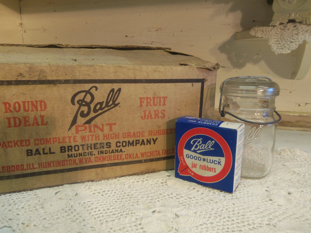 12 Ball Ideal Clear Pint-sized Jars Vintage IMPERFECT With Wire Bails ...