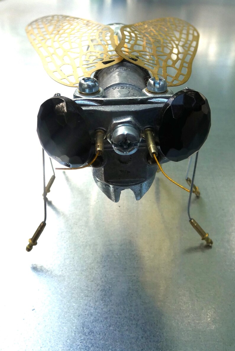 Steampunk Hardware Hornet Sculpture -- Handmade Metal Wasp Sculpture - Etsy