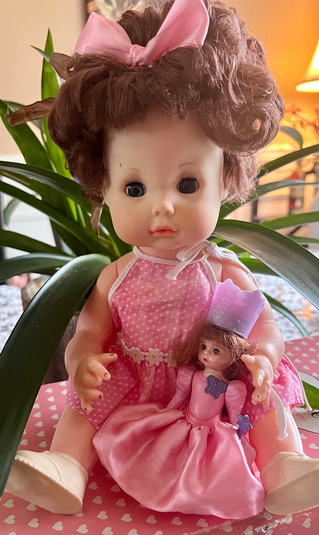 Adorable Effanbee Vintage Sweet Curly Brunette W/madam Alexander Mini ...