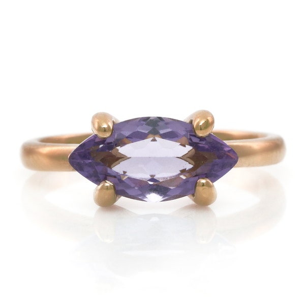 Horizontal Ring - Etsy