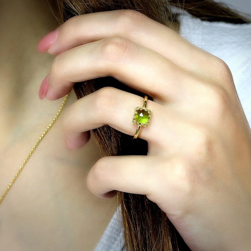 Gold Peridot Ring - Etsy