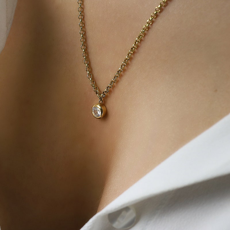 Round Pendant - Etsy