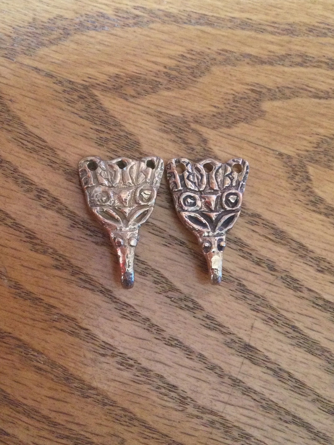 Leg Wrap Hooks With a Raven Pattern - Etsy
