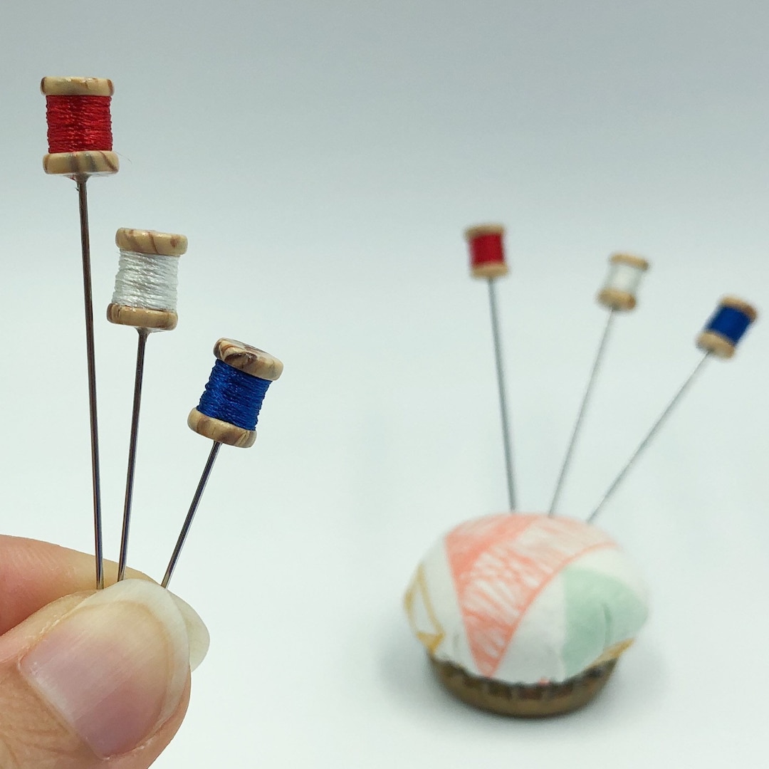 6 Pc Mini Thread Spool Sewing Pins Red White & Blue, Decorative Sewing ...