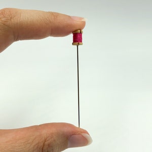 7 Pc Rainbow Colors Mini Thread Spool Decorative Sewing Pins - Etsy