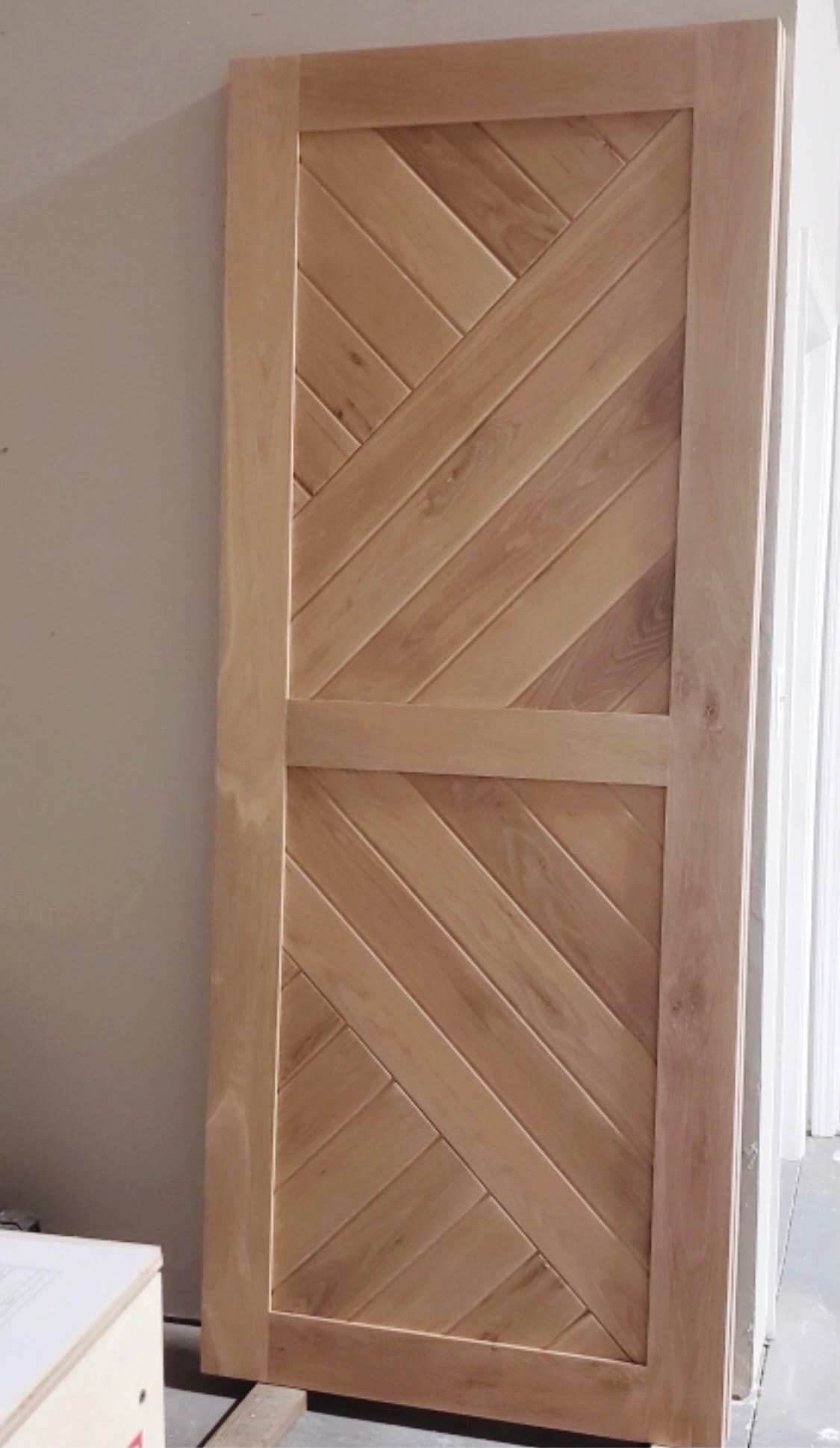 Distressed White Barn Door for sale | Only 2 left at -75%