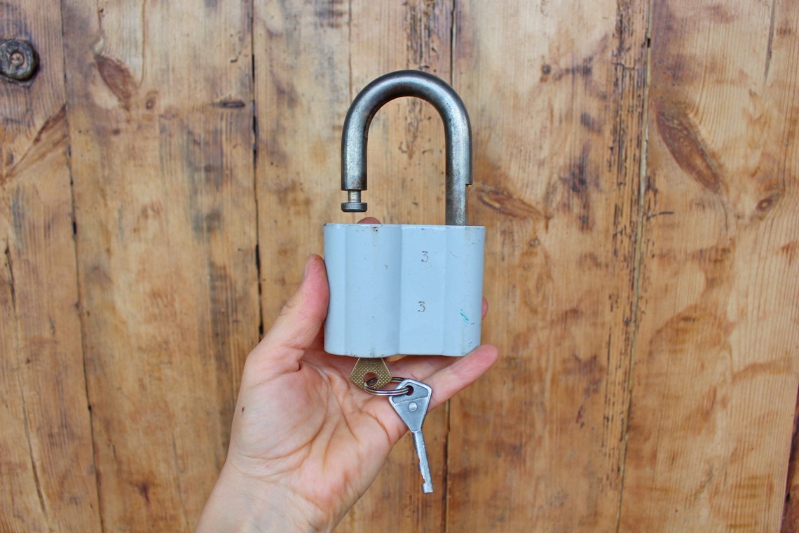 Soviet vintage padlock with 2 keys LARGE Soviet padlock | Etsy