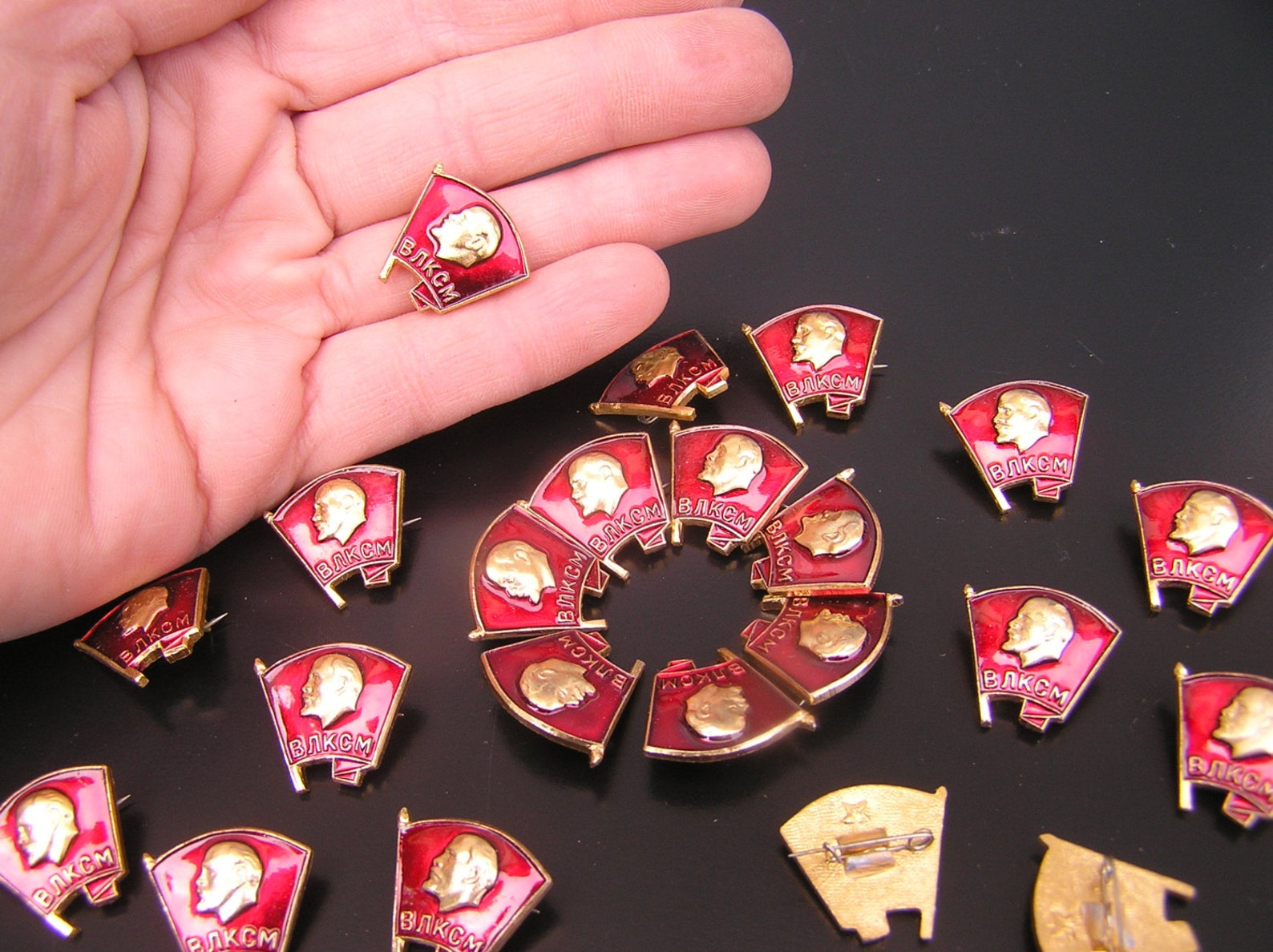 Soviet Komsomol Pin Communist Pin Soviet Propaganda | Etsy