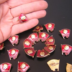 Soviet Komsomol Pin Communist Pin Soviet Propaganda Collectibles Pins ...