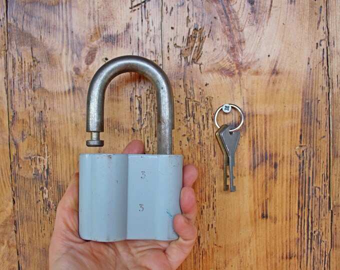 Soviet Vintage Padlock With 2 Keys LARGE Soviet Padlock - Etsy