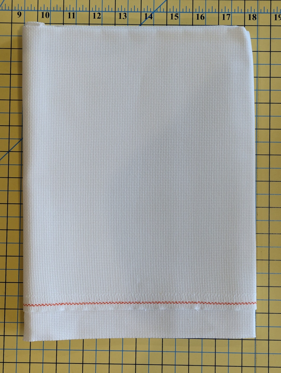 16 Count White Aida Cloth - 9 X 11 or 18 X 22 - Etsy