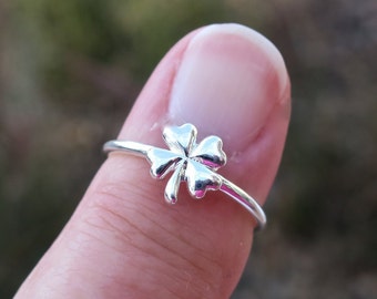 Clover ring | Etsy