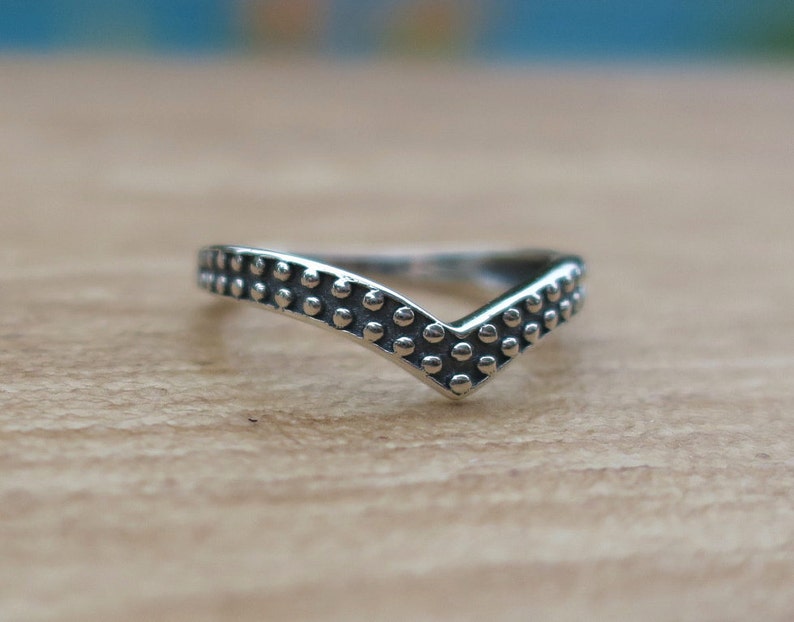 Vintage 925 Sterling Silver V Shaped Ring - Etsy