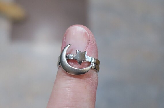 Old Silver Crescent Moon Ring