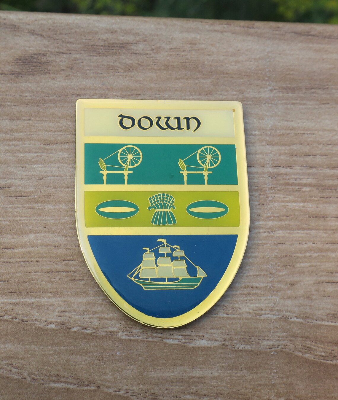 Vintage Down Irish Crest Magnet - Etsy