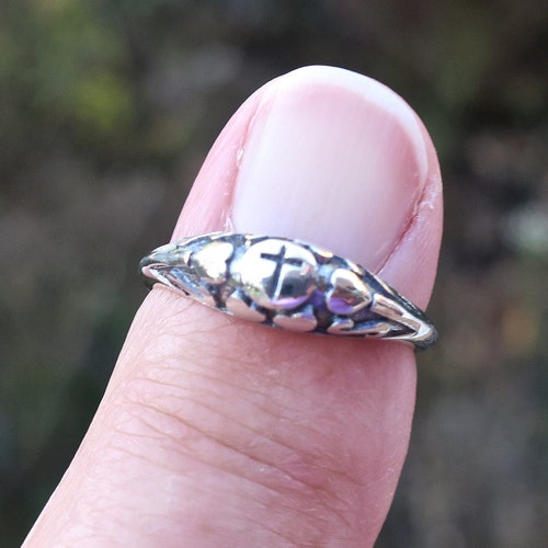 Sterling Silver Cross Ring / Silver Cross Band / Promise Ring - Etsy