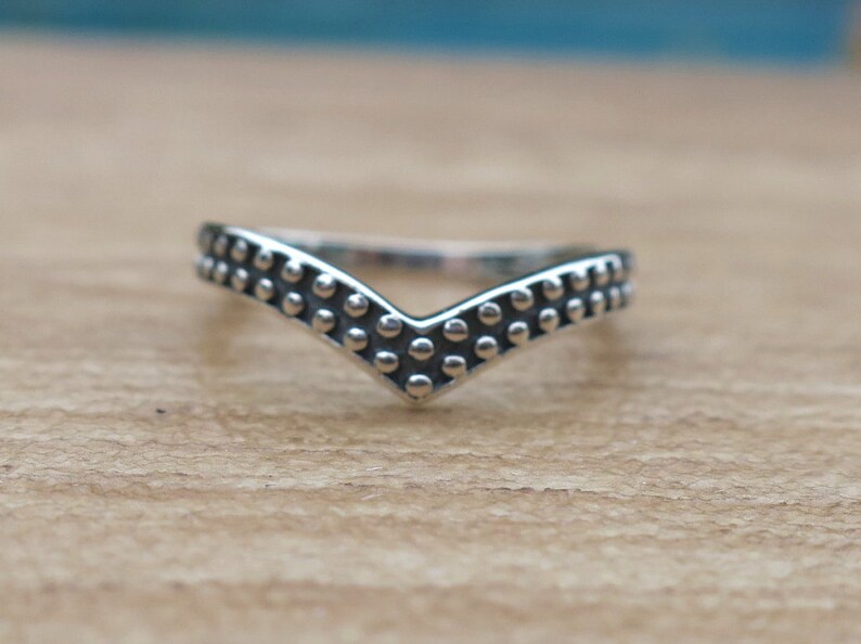 Vintage 925 Sterling Silver V Shaped Ring - Etsy