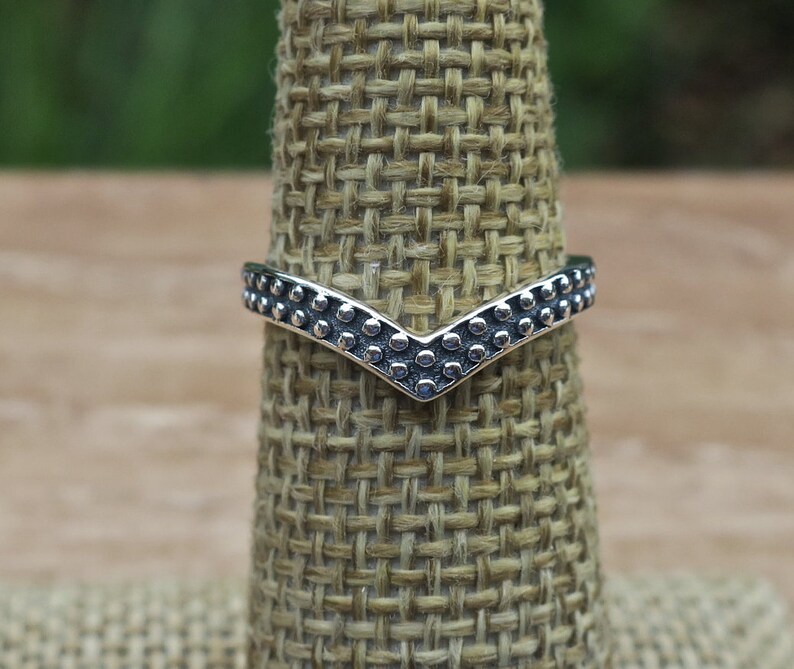 Vintage 925 Sterling Silver V Shaped Ring - Etsy