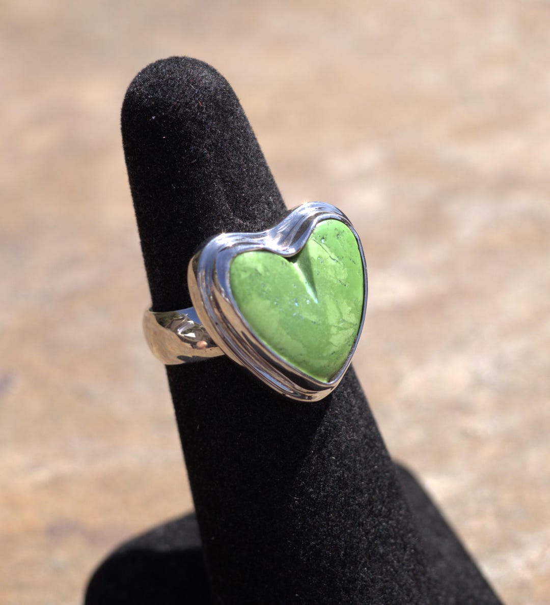 GASPEITE Ring,heart Shape, Rare, Beautiful Deep Green Gemstone From ...